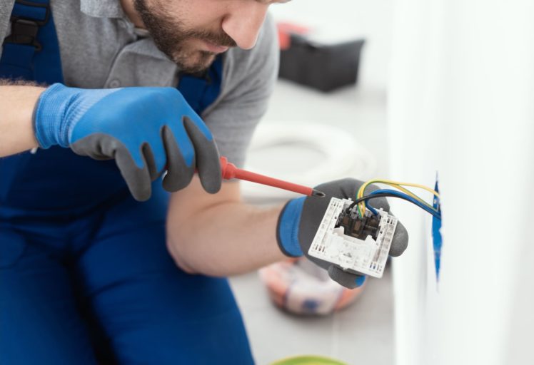 Électricien à Magog, QC | Pro Électricien Magog